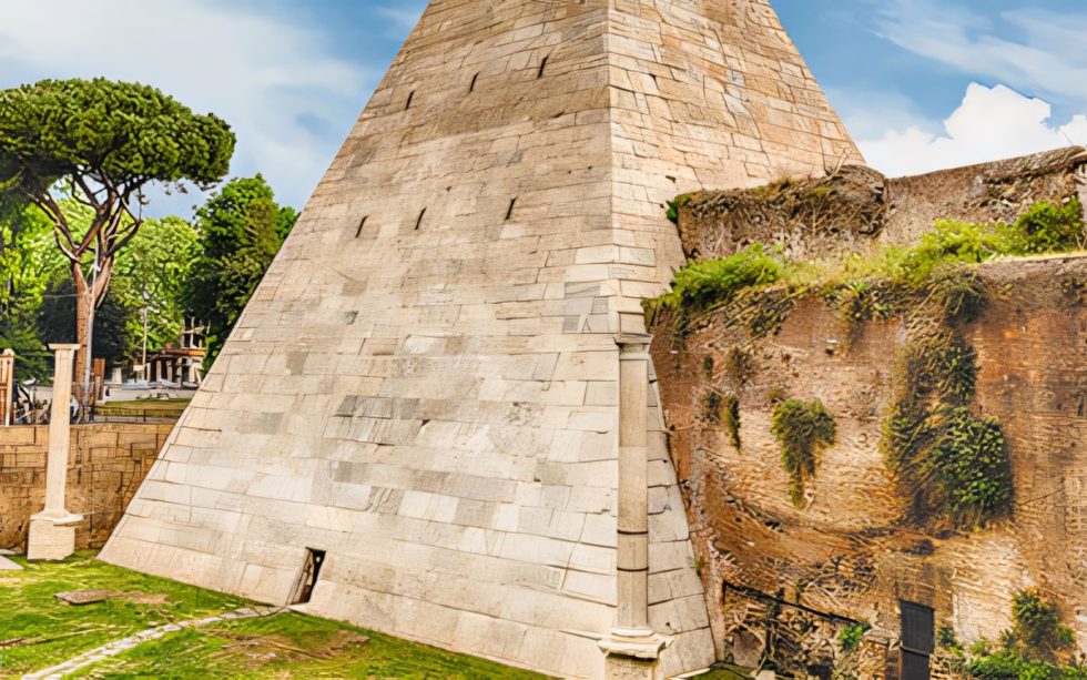 Piramide Cestia - Caravantours